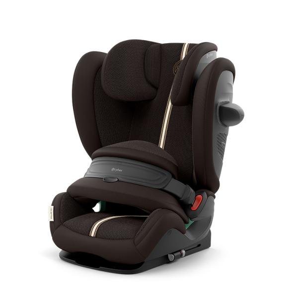 CYBEX(サイベックス)とはサイベックスの創設者であり2人の子を持つ父でもあるMartin Pos (マーティン・ポス)は、親が愛着を感じ、本当に楽しんで使えるベビー・子供用品を創りたいと考えました。彼はそれを、旧来の甘すぎるベビーデザイ...