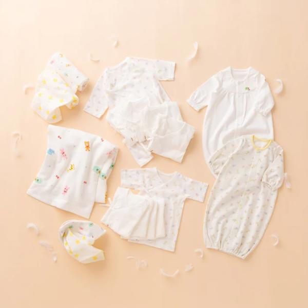 ご出産を控えたもうすぐママになる皆さんへご出産準備におすすめのアイテム合計17点の「出産準備特別セット」です。性別がまだわからない方にもお選びいただけるようご準備いたしました。かわいいオリジナルBOXと一緒にお届けします。退院時にまずこのセ...