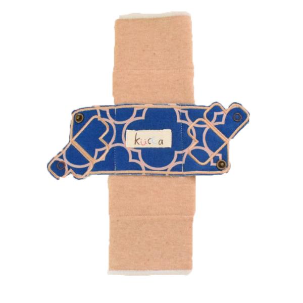 【kucca】とはkucca(クッカ)とは、店主のモロイ氏が自身の妊娠、出産、育児を通して、実際にしようする赤ちゃんとママの気持ちになって企画、制作された布おむつブランドから生まれた、布ナプキンシリーズ。不快感による肌ストレスや、石油系ポリ...