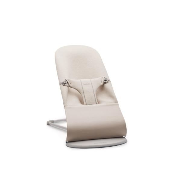 ベビービョルン バウンサー ブリス 3D ジャージー ライトベージュ BabyBjorn Bliss 3D ジャージベビービョルンのシッターバランスのBlissシリーズ。基本的な機能はバランスソフトと同じ、ぴったり立体裁断シートで、ママに抱...