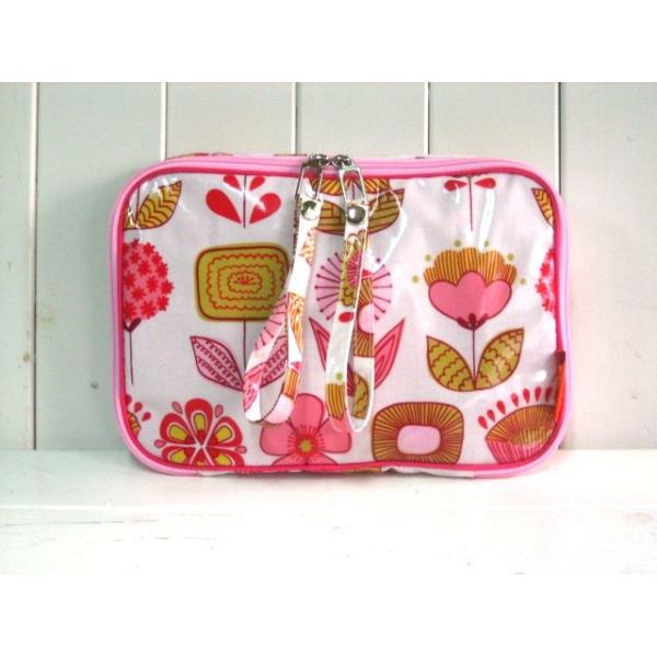 Ehako(エハコ) おむつポーチ フラワー薄型(ビニールコーティング)ナチュラルリビングはあすつくに対応しています。●翌日お届け　平日15時・日祝14時までのご注文は翌日お届け　(対象地域：甲信越 北陸 関東 東海 関西 中国 四国 九州...