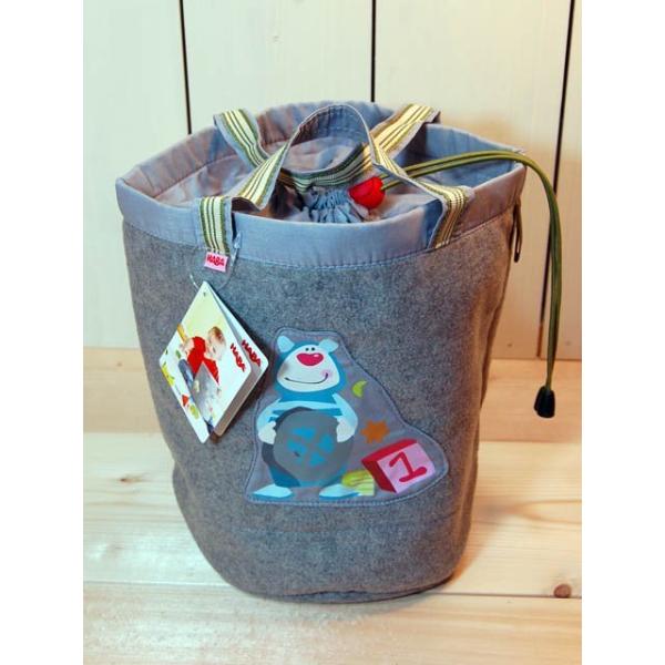 口が大きく開いておもちゃの整理にぴったりです。片付けた後は口ヒモを閉めておけるので、お部屋が散らからなくていいですね。そのままお出掛けもできます。メーカー　ハバ（HABA）メーカー国　ドイツ素材綿/ポリエステルサイズ　幅25cm x 高さ2...