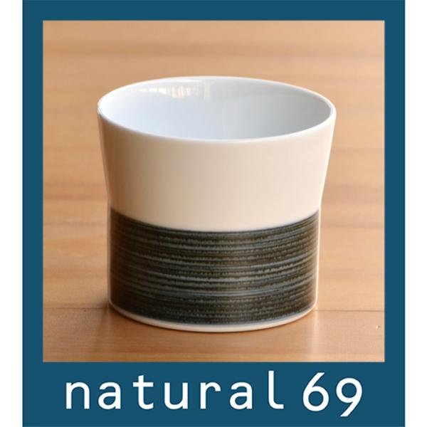 商品詳細■ サイズ：8.5cm×高さ7cm　容量250ml■ 重さ：約180g■ 重ねた時の高さ：2個：13.0cm■ 材質：磁器■ 質感：つるつる■ 産地：波佐見焼■ メーカー：白山陶器■ 対応機器：食器洗浄機 ○ / 電子レンジ ○ /...