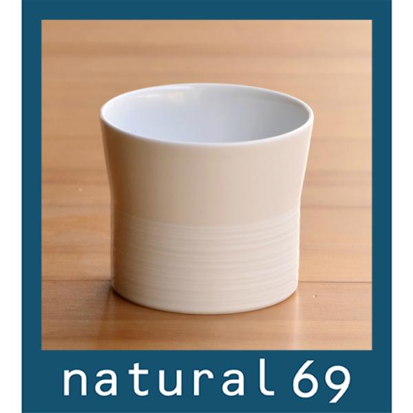 商品詳細■ サイズ：8.5cm×高さ7cm　容量250ml■ 重さ：約180g■ 重ねた時の高さ：2個：13.0cm■ 材質：磁器■ 質感：マット■ 産地：波佐見焼■ メーカー：白山陶器■ 対応機器：食器洗浄機 ○ / 電子レンジ ○ / ...