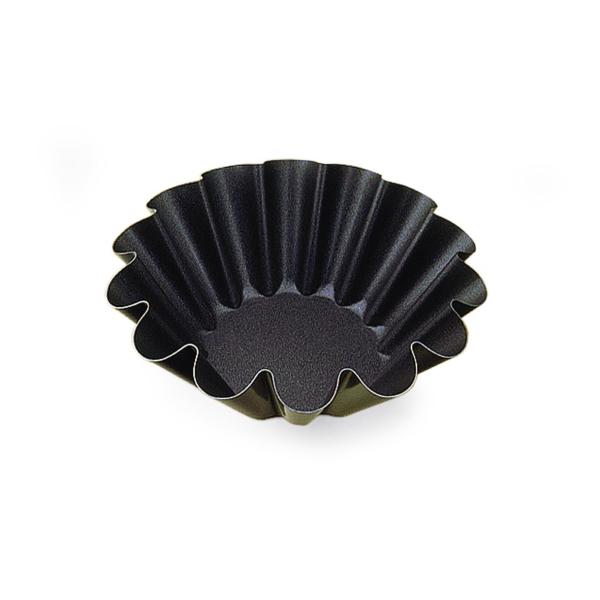 【商品概要】サイズ:内径×深さ(mm)200× 83重量:235g素材・材質:スチール・フッ素樹脂加工原産国:フランス底内径(mm)95【商品説明】説明Fluted brioche mould;Made of tin plated;It c...