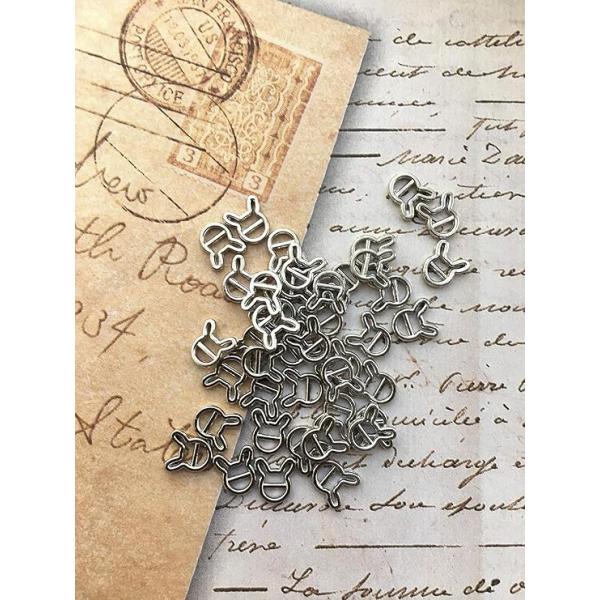 80個です。 サイズ　約6ｍｍ　厚み約1ｍｍ　材質：金属 小さなパーツですので、お子様やペットがいらっしゃる場合は、お取り扱いにご注意ください。