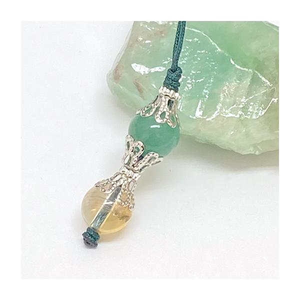 ★商品紹介★こちらのストラップは2種類の天然石を使い、願い事に特化して作りましたストラップです。石と石の間にはメタルパーツを使い、華やかに仕上げました。携帯に付けたり、ポーチなどに付けたり、自由にお使い下さい。★願い事ストラップ（お守り・子...
