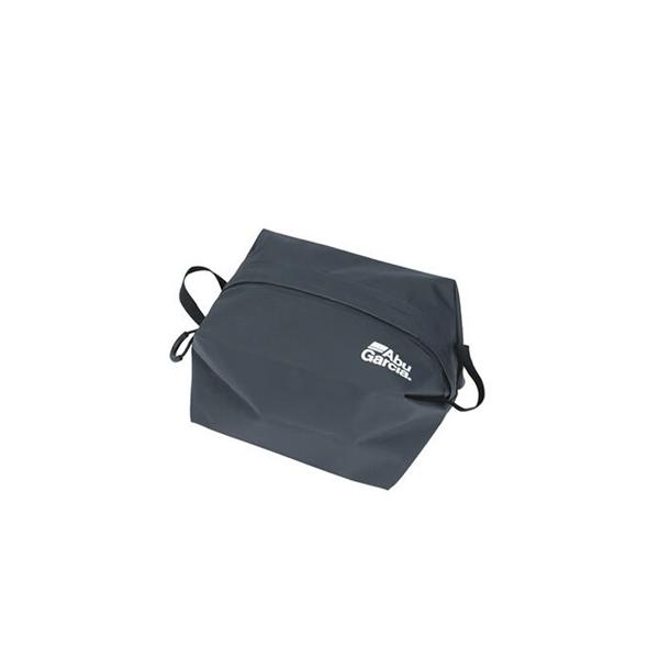 【商品概要】シーム圧着、止水ファスナー使用で防水性の高い収納バッグ。本体素材には防水性と耐久性に優れたターポリン素材を採用。さらにシーム部分には圧着加工を施し防水性を高めております。■サイズ：S　幅18cm、奥行き14cm、高さ11cm、容...