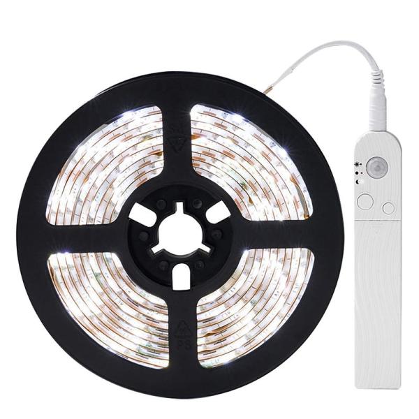 【商品名】　LEDテープライト 人感 センサーライト 電池式 3m 自動点灯 玄関灯 調光 防水 間接照明 フットライト 足元灯 BTCH-SS-3M- 【商品説明】　・センサー範囲：約3M以内/120度・テープ長さ：約3M(カットラインで...