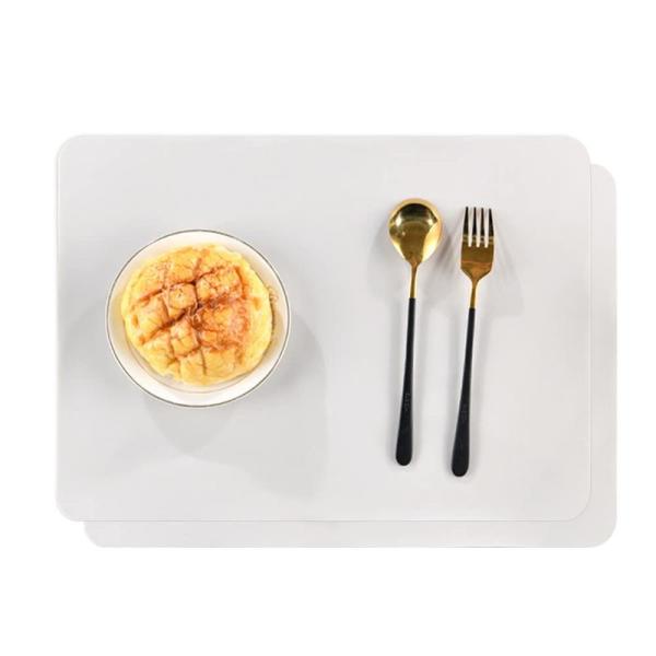 【商品名】　ランチョンマット 洗える 滑らない2枚セットシリコンマット 耐熱 滑り止め 「30*40cm」おしゃれ 食事マット 撥水 耐久性に優れており 【商品説明】　・?yBPA?t???[???H?i?O???[?h??V???R?[?...