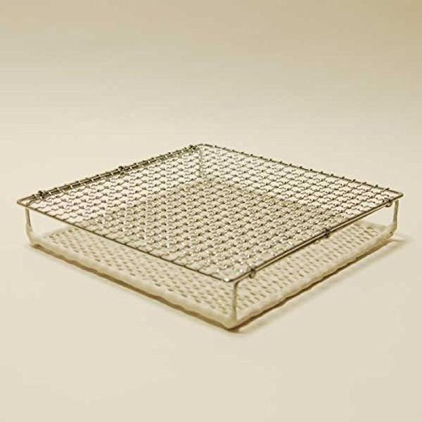 ブランド 丸十金網(Marujyu-kanaami)色 銀商品の重量 420 グラム商品の寸法 20長さ x 40幅 x 22厚み mmノンスティック加工済み いいえこの商品について遠赤外線の効果でパンがふっくら、ほっこり家庭のガスコンロで...