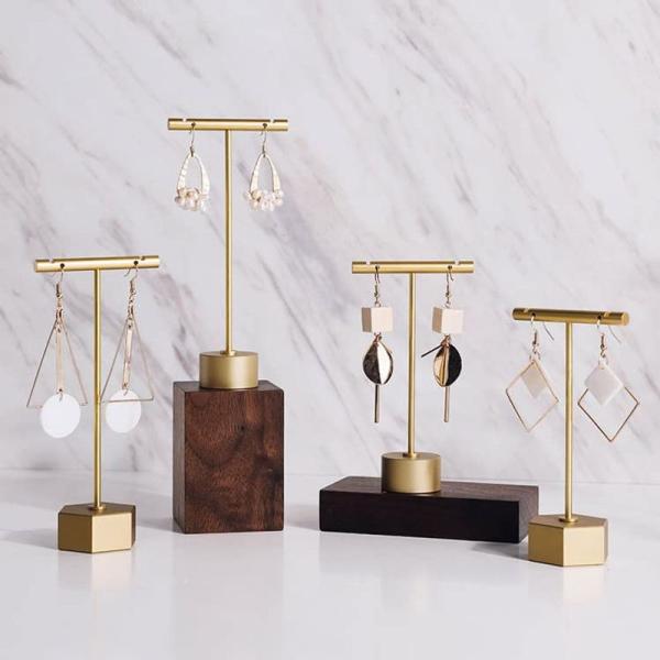 【商品名】　GISELA D ゴールドメタルイヤリングTバースタンド小売ディスプレイホルダー ショー/ジュエリーオンラインストア/写真ディスプレイ用小道 【商品説明】　・?F????????S?[???h?C???????O?f?B?X?v...