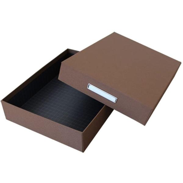 【商品名】　TAKEMEKI お道具箱 内寸 330×450×H65mm (ブラウン × チェック) 収納ボックス A3 サイズ 【商品説明】　・お祝いのプレゼントまたはギフト、ご自宅での収納、整理整頓としても◎・お道具箱　A3 サイズ（ブ...