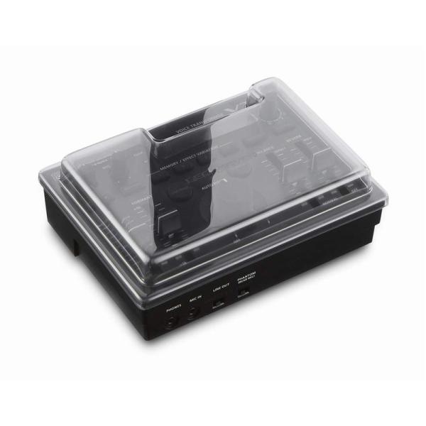【商品名】　DECKSAVER(デッキセーバー) Roland VT-4対応 耐衝撃カバー DS-PC-VT4 【商品説明】　・丈夫かつ軽量なポリカーボネート製で、厚みも最小限の耐衝撃カバー。機材を衝撃や水濡れからも守ります。・対応機種: ...
