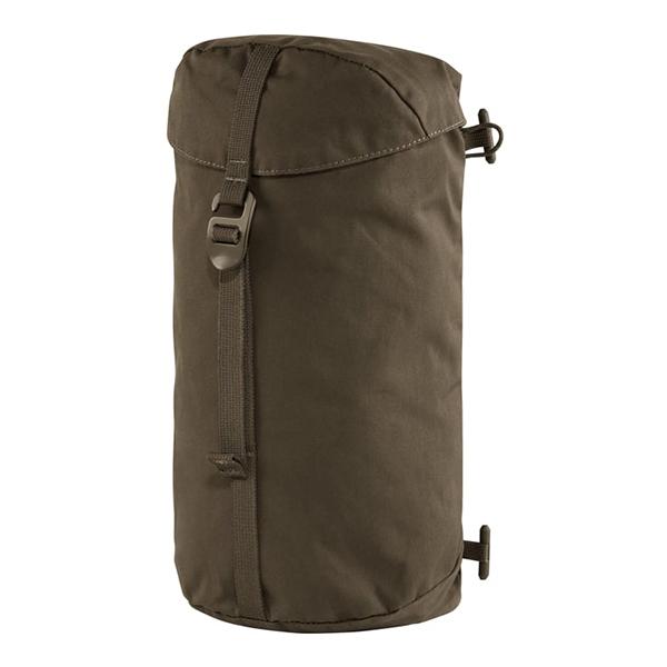 ■サイズ:4L ■カラー:Dark Olive ■ジャンル:バッグ・リュック/バッグアクセサリー・パーツ/その他バッグ(かばん)関連パーツ ■メーカー: FJALL RAVEN(フェールラーベン) 【特集区分】●【山食行路】登山おすすめアイ...