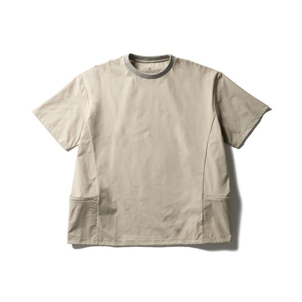 ■サイズ:L ■カラー:GREIGE ■ジャンル:アウトドアウェア/トップス(メンズ)/半袖Tシャツ(メンズ) ■メーカー: スノーピーク(snow peak) 【特集区分】●【26SS】春夏特選新製品●父の日おすすめアイテム【商品カテゴリ...