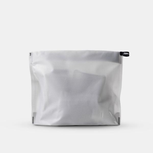 ■サイズ:2.25L ■カラー:ホワイト ■ジャンル:バッグ・リュック/トラベルバッグ/その他雑貨・小物 ■メーカー: Matador(マタドール) 【商品カテゴリ】■カラー:●ホワイト系(t165)【特集区分】●【25SS】春夏特選新製品...