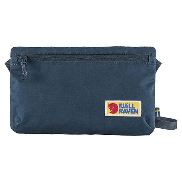 ■サイズ:1.5L ■カラー:Storm ■ジャンル:バッグ・リュック/ショルダーバッグ・サコッシュ/ショルダーバッグ ■メーカー: FJALL RAVEN(フェールラーベン) 【特集区分】●バレンタインおすすめ商品●母の日おすすめアイテム...