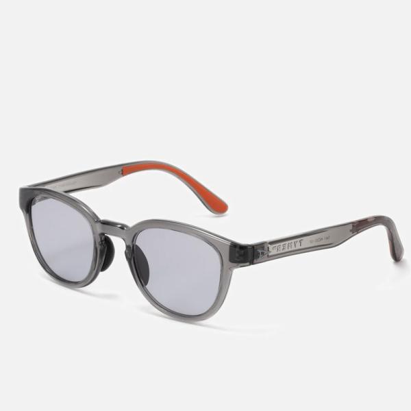 ■サイズ:ONE SIZE ■カラー:G.CLEAR GREY/LIGHT GREY ■ジャンル:アウトドアサングラス・アイウェア/ライフスタイルサングラス・眼鏡/ライフスタイルサングラス ■メーカー: TYMER(タイマー) 【特集区分】...