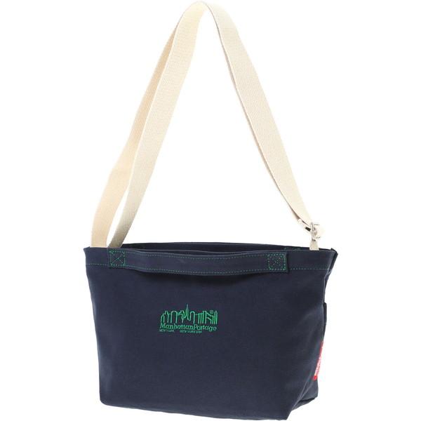 ■サイズ:S ■カラー:DNVY/GRN(6750) ■ジャンル:バッグ・リュック/ショルダーバッグ・サコッシュ/ショルダーバッグ ■メーカー: Manhattan Portage(マンハッタンポーテージ) 【特集区分】●残り1点限りアイテ...