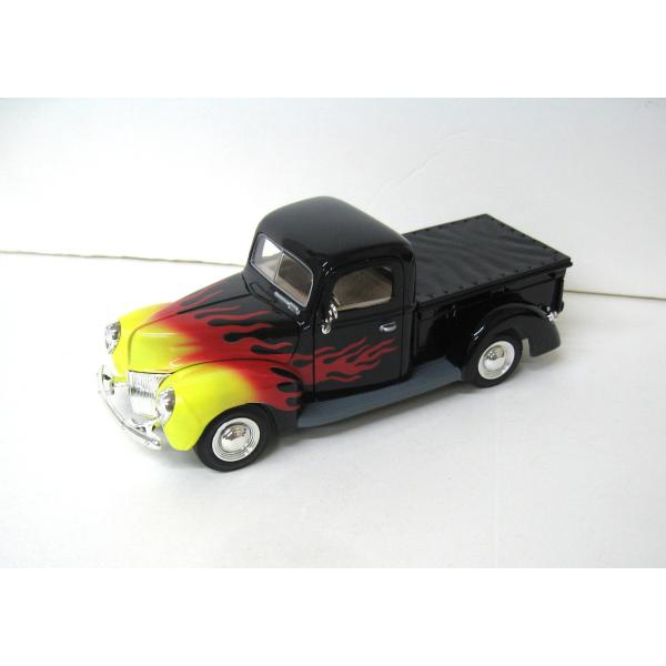 HOT RODDING COLLECTION ★1940 FORD PICKUP1/24SCALEダイキャストメタル＆プラスティックパーツドアは開閉します車の長さ約20センチ輸入時より、個別パッケージはございません