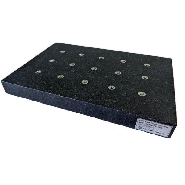 【発売日：2025年03月28日】型番：NDS00-0100-2030サイズ：200×300×30ｍｍ精度：JIS00級平面度2.0μｍタップ：Ｍ６ピッチ：50.0mm質量≒5.6kg検査成績書：有