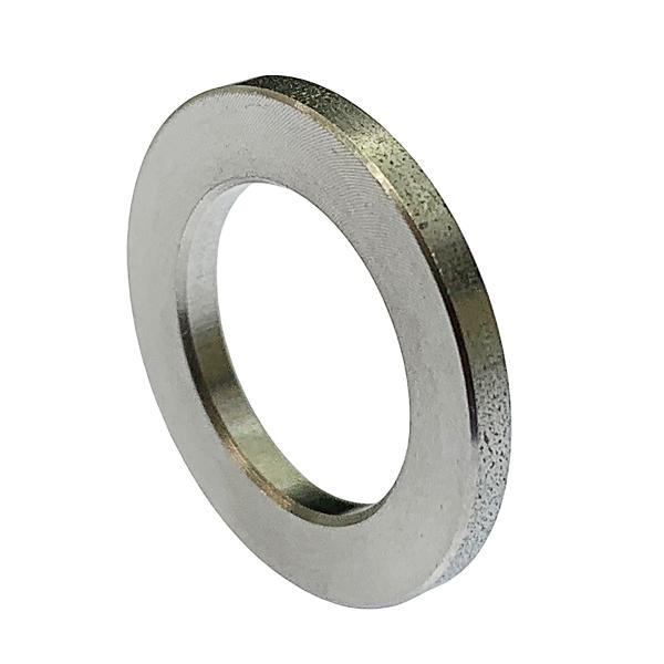 部品変更に伴う間隔調整やネジ径のサイズアップ時に。サイズ：内径12.7mm（1/2インチ対応）、外径20mm、長さ2mm素 材 ：ステンレス(SUS303)入 数 ：2個他サイズのバリエーションも豊富に対応。追加工も可能です。例えば、バイク...