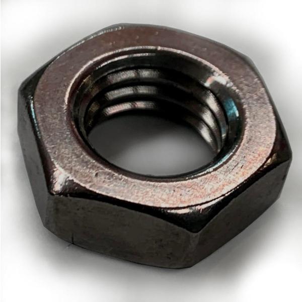 チタン六角ナット　M8-3種<BR>ナットの高さが呼び径の約60%の低めのナットです。(M10なら10X0.6=約66mm)