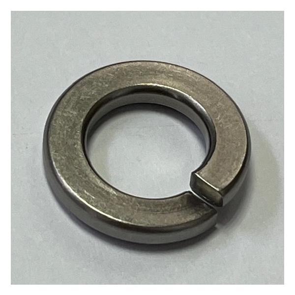 チタンスプリングワッシャー(2号規格)　M10工業用純チタン KS50系チタンは歯のインプラント治療や骨折の固定など体内への埋め込みに使用される事でも証明されている通り、金属アレルギーの極めて発生しにくい金属ですので、よく人の手に触れる場所...