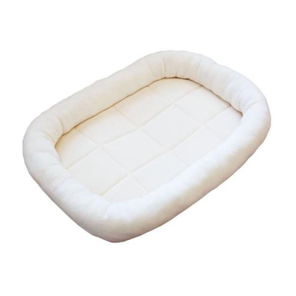 タオル生地のわらかやさしい肌触りが心地よいベッドです。ふちはしっかりしていて、愛猫のあご枕になります。底面はスベリ止め付きです。お洗濯できます。シンプルなデザインとお手頃な価格なので、１シーズン使い切りとしても人気の商品です。ホルムアルデヒ...