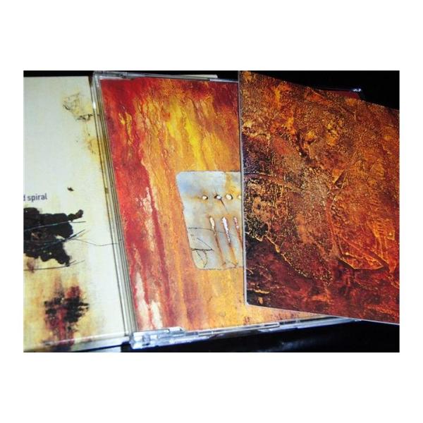 「Nine Inch Nails ナイン・インチ・ネイルズ／Downward Spiral」-中古　ＵＳＥＤ　輸入盤　ＣＤです-Nothing盤、６０６９４９２３４６２１規格-パッケージ　スレ、イタミ、色褪せ等　経年感有りです-盤質　良いで...