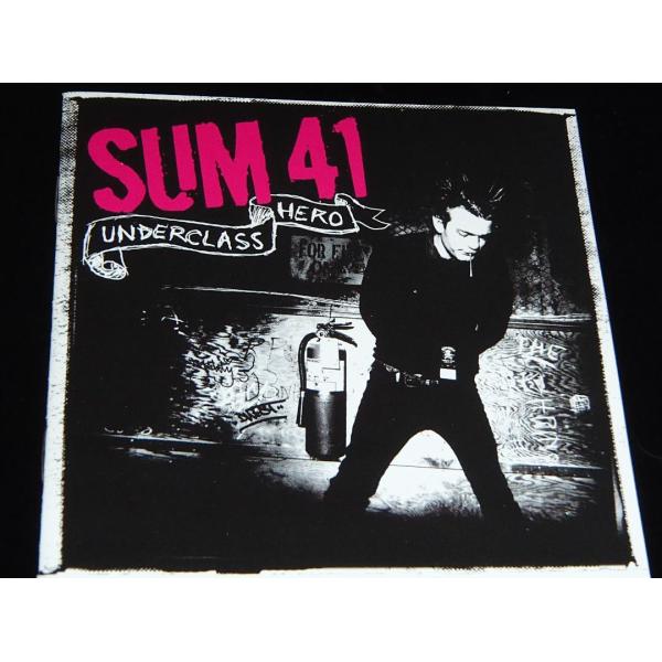 「SUM 41／Underclass Hero（輸入盤）」-中古　ＵＳＥＤ　輸入盤　ＣＤです-Island盤、ASIN: B000RIHBIE-盤質、ジャケ　良いです-歌詞付き=収録曲=  1　Underclass Hero [Explic...
