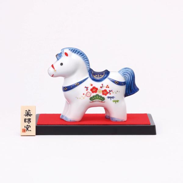 招福吉祥の馬の置物●材質：陶器　●寸法：高さ7.5×横巾10×奥行3cm●重さ: 箱含155ｇ●生産：薬師窯