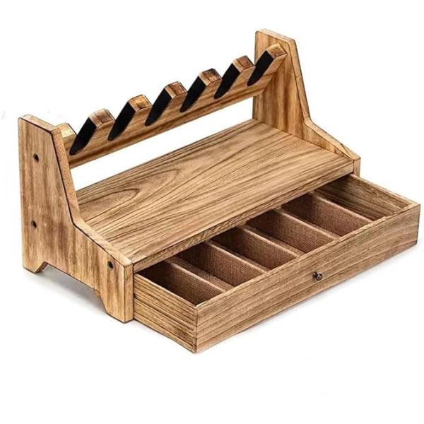 お部屋のテイストを壊さない、木の温かみのあるガンスタンドです。