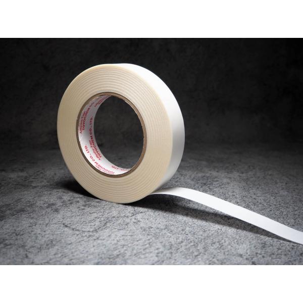 サイズ　25mm幅×50m巻 (内径 76.2mm紙管巻き)厚　み　0.08mm (剥離紙は含みません)入り数　1本構　成　粘着剤　アクリル系 強粘着タイプ　　　　基　材　0.025mm厚　ポリエステルフイルム　　　　粘着剤　アクリル系 弱...