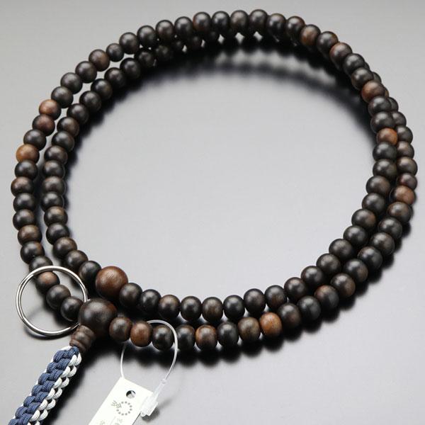 曹洞宗、男性用のお数珠でございます。素材は、艶消し加工が施された縞黒檀でございます。艶消し加工が上品さをあたえ、天然木の風合いをそのままに感じられる素晴らしい仕上がりでございます。黒檀は、お仏壇の素材にも使用される丈夫な木ですので、末永くご...