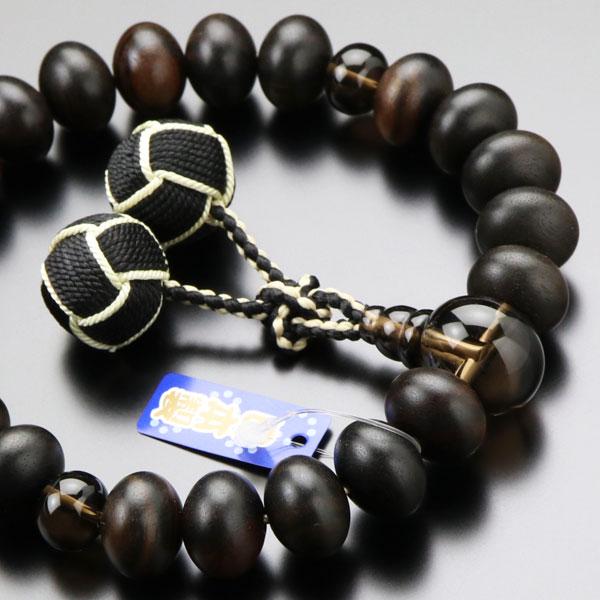 創業文久元年、日本製にこだわり、使用される消費者様の事を思い作られた、山田念珠堂のお数珠でございます。すべての宗派のお客様にお使い頂ける男性用のお数珠でございます。 素材は、縞黒檀でございます。一般的な丸玉ではなく、上品かつ高級感を感じさせ...