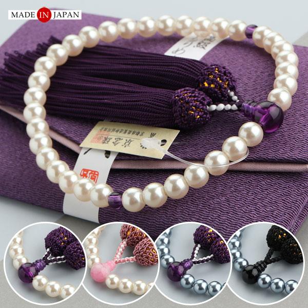 すべての宗派のお客様にお使い頂ける女性用のお数珠でございます。素材は、ガラスを真珠風に加工したハリ真珠でございます。4種類の組み合わせをご準備させて頂きました。ご姉妹、親子で色違いでお持ち頂けます。京都の職人が丹精込めて製作したという証拠で...