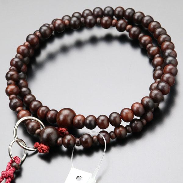 浄土宗、女性用の正式な数珠でございます。素材は、上品な印象を感じれるよう艶消し加工が施された紫檀でございます。こちらのお数珠は浄土宗の正式数珠には欠かす事の出来ない銀輪を高級な本銀輪ではなく、価格を少しでも抑えるため並環を使用させて頂いてお...