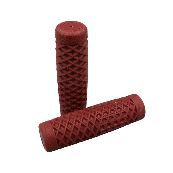 ・メーカー：BIKER'S SELECT・メーカー品番：0630-2361・OEM：-・適合車種：1インチハンドルバー用・色：オックスブラッド・素材：ラバー・サイズ：全長：約125mm・内容物：グリップ×左右1セット