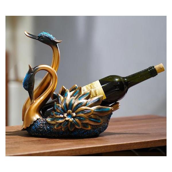 白鳥のボトルホルダーです。ワインボトルや普通のペットボトルを置けます。・サイズ：27cm×19.5cm×27.5cm・重さ　：約980g