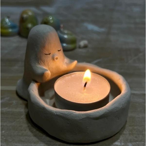 素材：樹脂サイズ：7cm×8cm×7cm 重さ　：約50g　