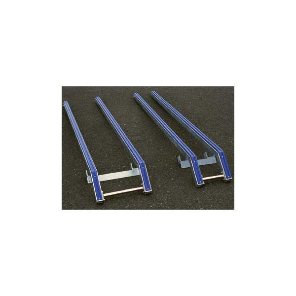 ◆メーカー直送品　※代引不可■適応トレーラーバンクレール幅：420mm〜■スチール製・50mm正方形パイプ■取っ手：ステンレス丸タイプ●トレーラースロープレールを装着することで水に浸けることなく艇の上下架がスムーズになりテールランプ、車軸部...