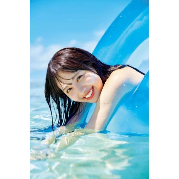 【発売日：2024年10月08日】HiroshiFujiwara/〔撮影〕/22/7 麻丘真央 ファースト写真集 光の鏡、メディア：BOOK、発売日：2024/10、重量：690g、商品コード：NEOBK-3010353、JANコード/IS...