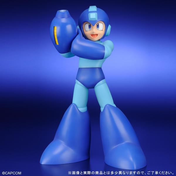 【発売日：2026年07月31日】ギガンティックシリーズ ロックマン、メディア：GOODS、発売日：2026/07、重量：1200g、商品コード：NEOGDS-1014797、JANコード/ISBNコード：4532149026147