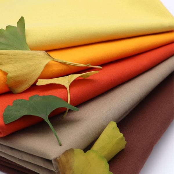 ( コットン ) ユートピアコットン無地 5colorメール便（ゆうパケット）なら6個まで+販売サイズ：110cm x 45cm+素材：コットン100％ +厚み：20'sの厚みのコットンです。+柔らかくて肌触りがよい made in jap...