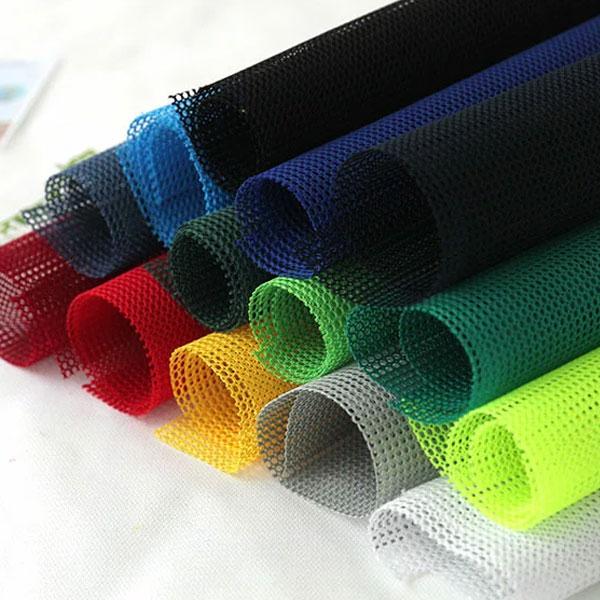 ( メッシュ生地 ) カラフルベスト メッシュ生地 （16色） │ 150cmワイド幅  【 商用利用可 】メール便（ゆうパケット）なら2個まで、3個以上は宅配便 +販売サイズ：150cm×45cm+素材：ポリエステル100％「色で遊ぶ。軽...