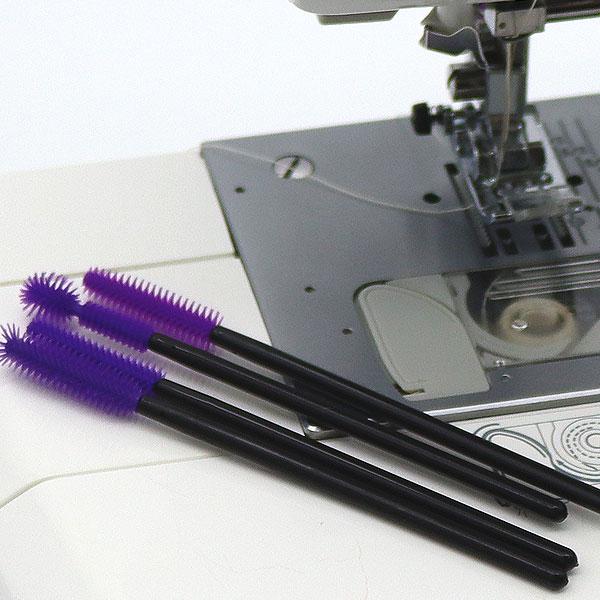 ( ツール ) シリコン ミシン掃除ブラシ 4個 │ 【 商用利用可 】メール便（ゆうパケット）なら10個まで、11個以上は宅配便■サイズ： 10.5cm ■入数：4個■素材：シリコン繊細なミシンのメンテナンスに最適な、シリコン製掃除ブラシ...