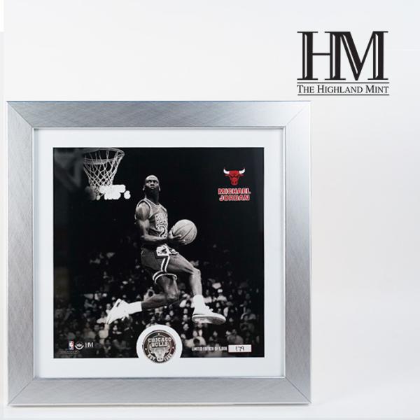 【検索ワード】5000個限定 ザ・ハイランドミント マイケル ジョーダン フォトフレーム THE HIGHLAND MINT MICHAEL JORDAN BLACK AND WHITE REVERSE DUNK PHOTO17385K リ...