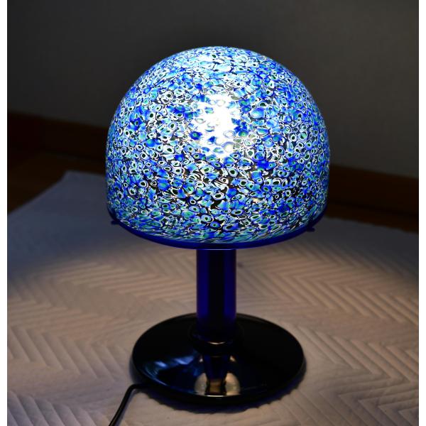 ★制作者　　デザイン：ガエ・アウレンティ 　　　　　　制　　作：ヴィストーシ（Vistosi）★作品名　「ネヴェルリーノシリーズ 　　　　　　ムラーノガラスのテーブルランプ」★技　法　　ムラーノガラス他★素　材　　シェード：ガラス　　　　　...